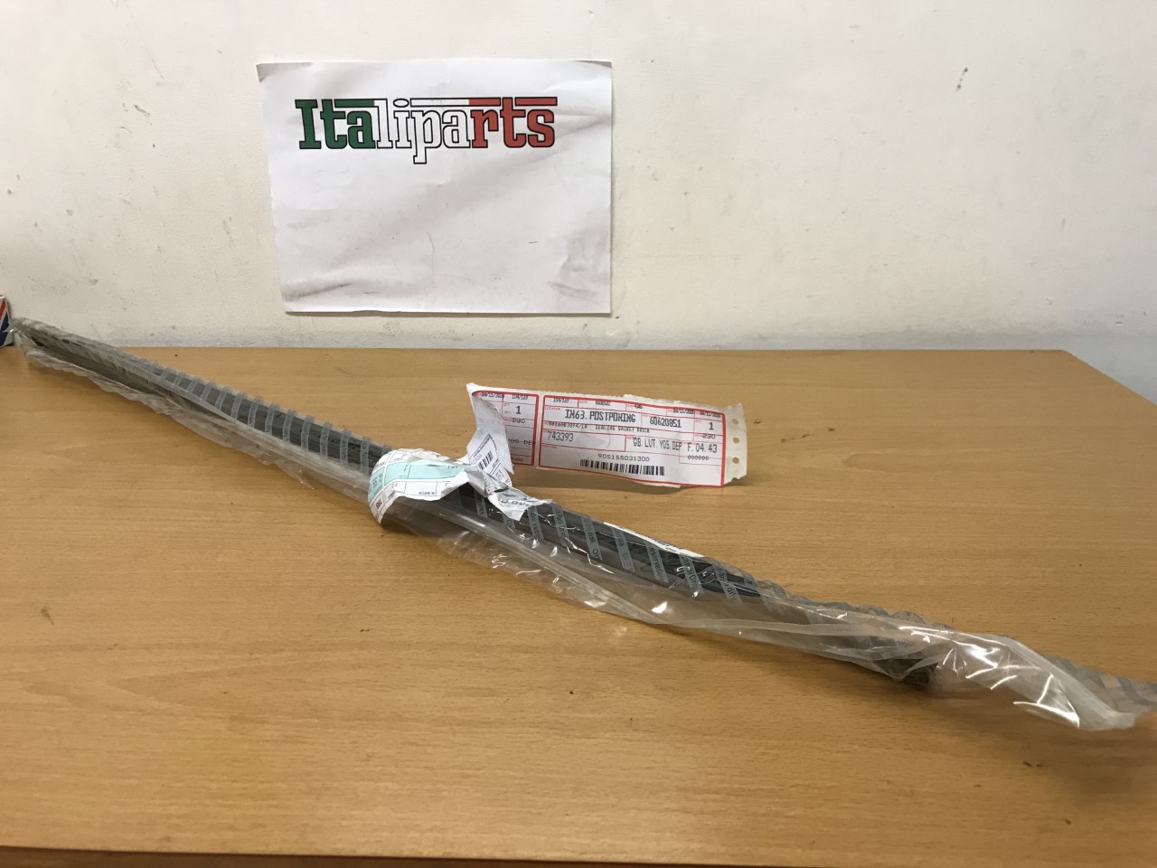 Seal N/S/R - 60620851 - Alfa Romeo 156 2001-2005 saloon - Italiparts