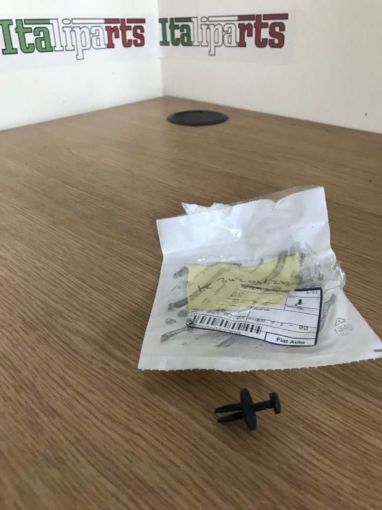 Push pin for bumper - 34201621 - Jeep Commander Grand Cherokee - Italiparts