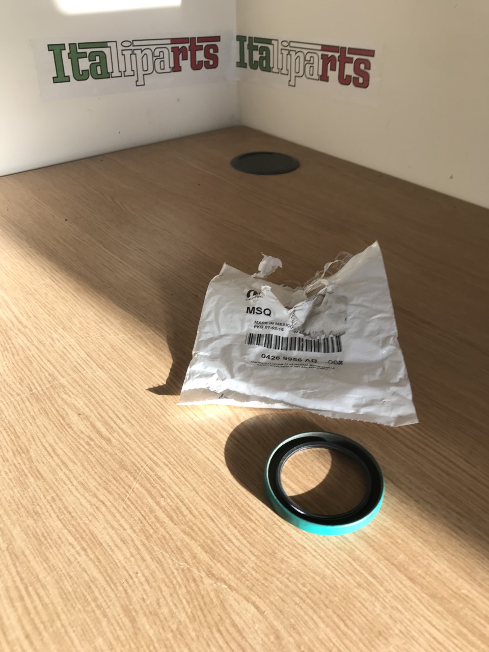 Seal for transfer case automatic - 4269956AB - Jeep Grand Cherokee 1998 ...